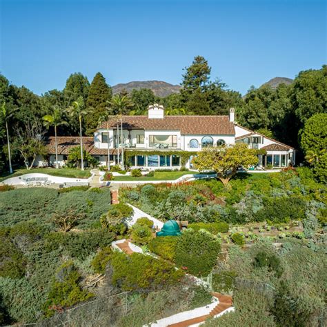 Exclusive After Listing For 125 Million A Malibu Home Sells For 91