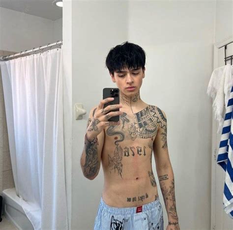 Max Valenzuela Instagram Foto Instastory En 2023 Celebridades Bonitos