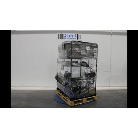 3 Pallets 187 Pcs Automotive Accessories Vacuums Camping And Hiking Power Untested