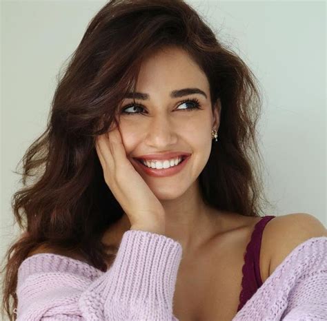 Disha Patani Height Weight Body Measurements