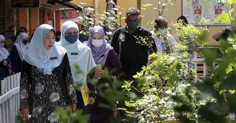 Kempen Hijau Smk Darul Ehsan Harian Metro