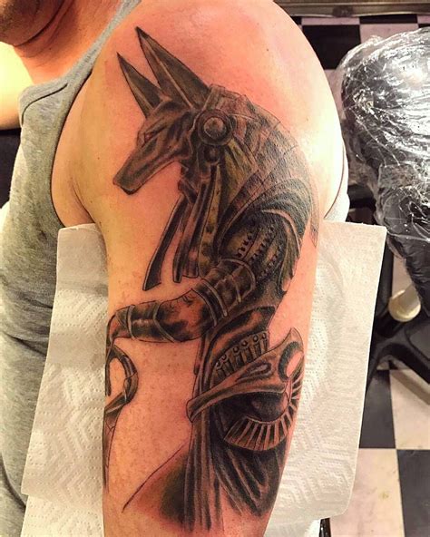 Tatuaje De Anubis En El Brazo 60 Tatuajes De Anubis Y Su Significado