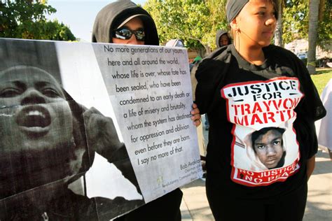 Recuerdan La Muerte De Trayvon Martin La Opinión