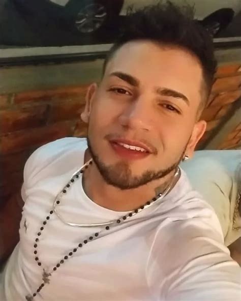 Para O Meu Aniversário Eu Só Desejo Uma Coisa Que A Felicidade
