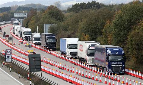 Operation Brock Launches On M20 In Case Of No Deal Brexit Daily Mail