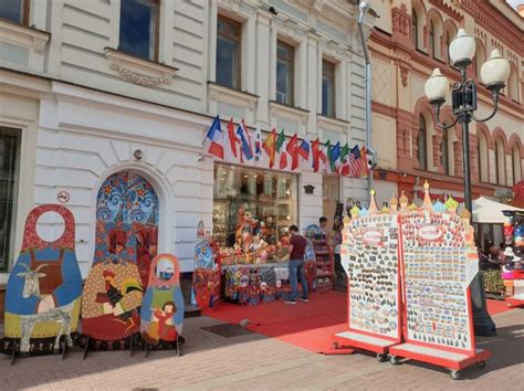 A Tour Along Arbat Street The Most Famous Street In Moscow