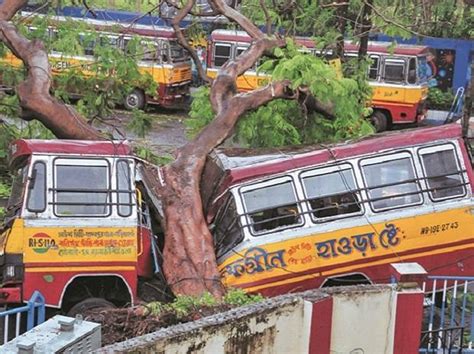 Cyclone Amphan Pm Announces Rs 1000 Crore Relief For Bengal