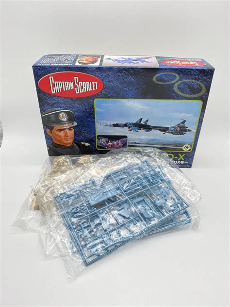 2005 Captain Scarlet Zero X Model Kit Solar System Exploration