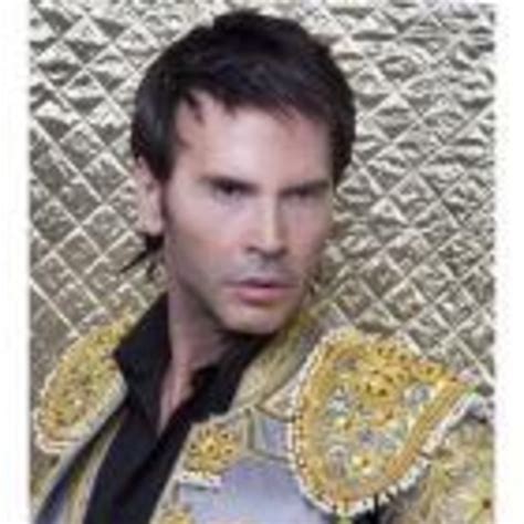 Manuel Aranda Cantante Artista Producciones Asikem Kika Music