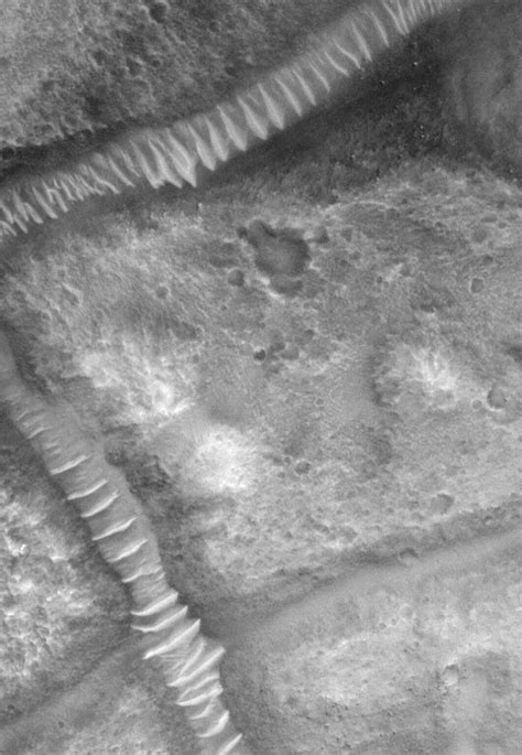 What Is This Strange Square On Mars Everybody S Talking About And Are There Other Man Made