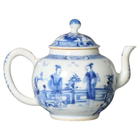 Antique Chinese Porcelain Kangxi Famille Verte Rare Decorated Teapot At