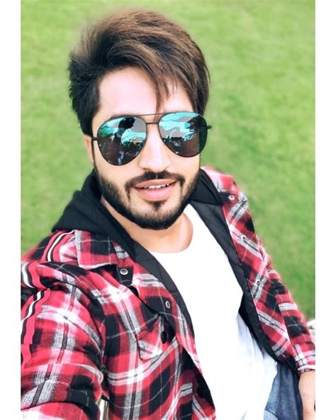 Jassie Gill Jassi Gill Girl Photos New Look Mirrored Sunglasses