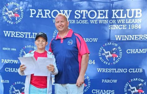 Christiaan Verower Silwer Trofee Vir Stoei Laerskool Jan Van Riebeeck