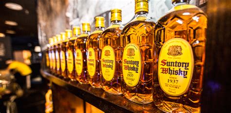Check Out The Launch Of Suntory Kakubin Whisky Au
