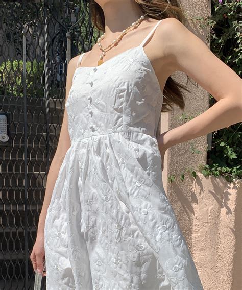 데인티 💖휴양지룩 페스티벌 강력추천 💖 핏보장 루시드 여름 민소매 슬리브리스 3d 플라워 꽃 딥 브이넥 스모크 밴딩 롱 원피스