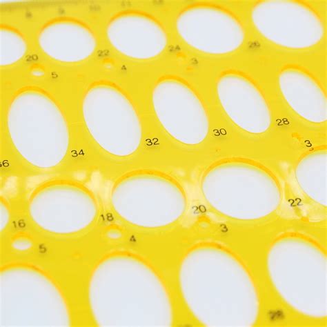 Cokai 25 Cm Oval Stencil Template