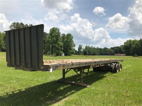 Flatbed Float Tractor Trailer Bos Taylor Auction And Realty Inc