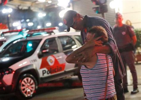 SP prédio desaba após incêndio e deixa um morto veja fotos G7News