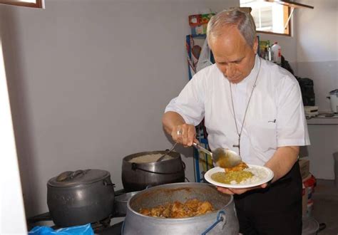 Catholic Ge 📷 პაპ ლეონ Xiv ს იშვიათი ფოტოები იგი პერუში ყოფნისას ყოველთვის იყო ხალხთან ერთად