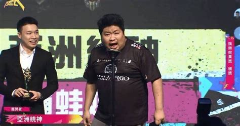 台上怒噴toyz！統神還原做效果內幕「就是要互臭」 自爆：丁特建議的