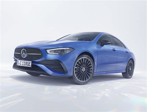 Mercedes un léger lifting pour la CLA hybride rechargeable
