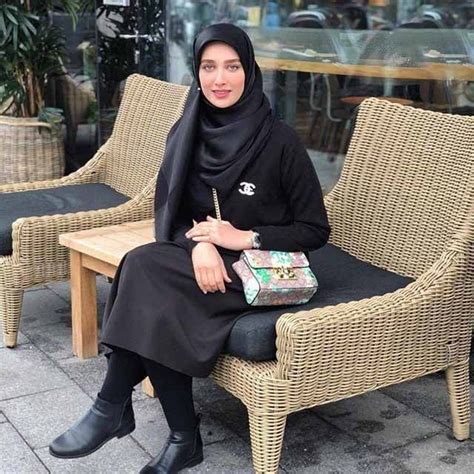 بیوگرافی سیده آناشید حسینی زیباترین مدل ایرانی عکس همسرش