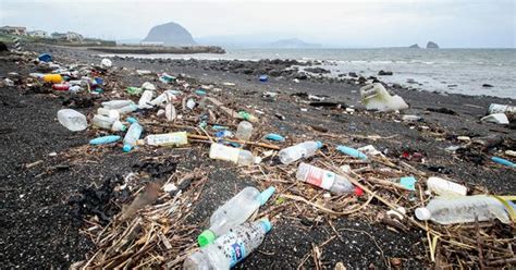 Koreas Environmental Doomsday Clock Points At 9 38