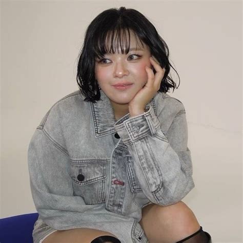 なんで私の大好きなtwiceのジョンヨンが太いって言われてるの？紅白見て知らん人はそうやって言ってる… ジョンヨンは薬の副作用でふっくらしてて