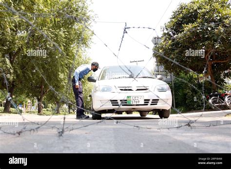 Police Officer Positive Influence Hi Res Stock Photography And Images Alamy