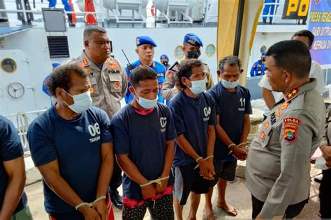 Polairud Tangkap Pelaku Pengeboman Ikan Di Perairan Papua Barat ANTARA News Papua Barat