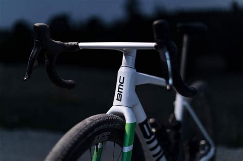 De BMC Kaius Gravelbike Is Om Mee Te Racen Racefietsblog Nl