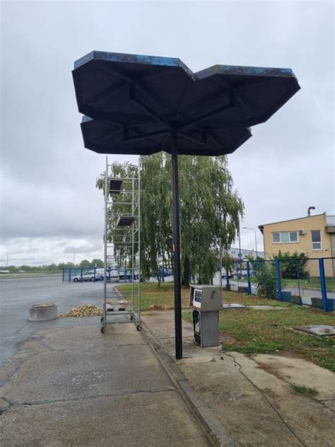 Poslovni Prostor Osijek Trgovina 80000 M2 Iznajmljivanje