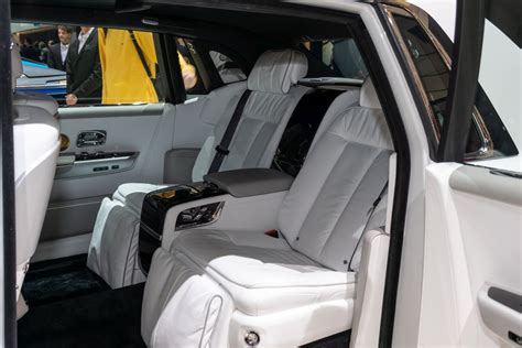 Technical Data Of Vehicle Rolls Royce Phantom VIII Extended Wheelbase