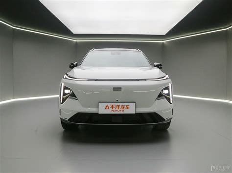 晨曦白银河L7整车外观外观图片 银河L7 2023款 1 5T 3DHT 115km 星舰 7565414 太平洋汽车网