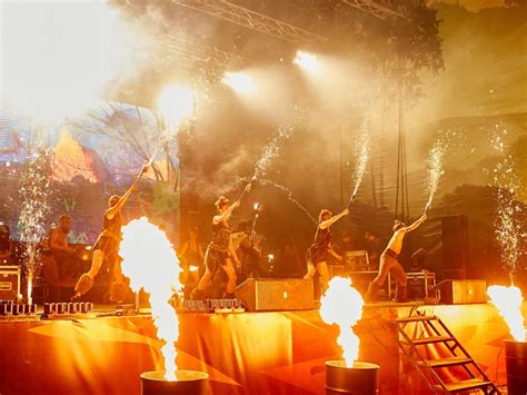 Nix 25 Birthday Party