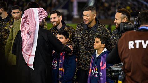 إمكانية التعاقد مع ميسي تصريح مثير لرئيس اتحاد جدة عبر الفيديو Rt