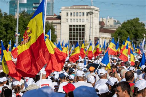 Moldova As A Victim Of The Pointless And Useless Democratic Pendulum