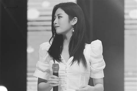 221028 Fromis 9 Jiwon Hanbat National University Festival Kpopping