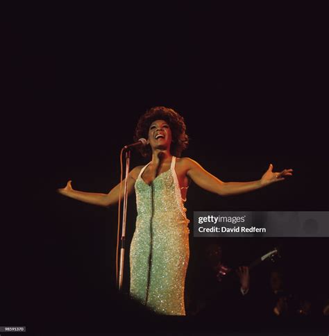 Welsh Singer Shirley Bassey Performs Live On Stage Circa 1970 News