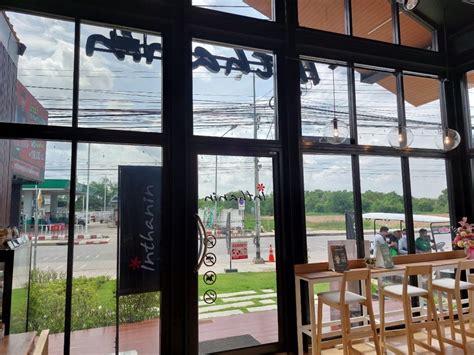 ติดฟิล์มร้านกาแฟ อินทนิน Maxguard Bdf30