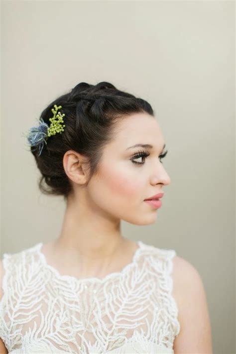 70 ΙΔΕΕΣ ΓΙΑ ΝΥΦΙΚΑ ΧΤΕΝΙΣΜΑΤΑ ΜΕ ΚΟΝΤΑ ΜΑΛΛΙΑ