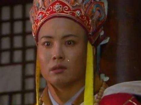 86版西游记中的三位唐僧，正是因为前两位的离开，才能成就经典 唐僧 汪粤 徐少华 新浪新闻