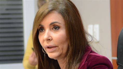 Alumna Reveló Al Profesor Que El Esposo De Su Hermana La Arrastraba Y