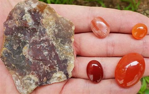 خرید سنگ عقیق یمنی سوسنی با قیمت استثنایی آراد برندینگ