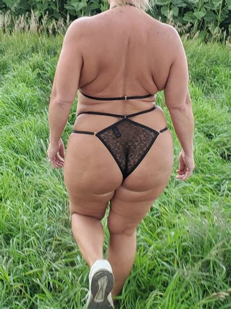 Mature Milf In Black Lingerie 26 Nude Pics Xhamster