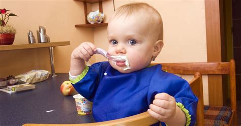 Не только попкорн педиатры перечислили 10 опасных для малышей продуктов Счастливые родители