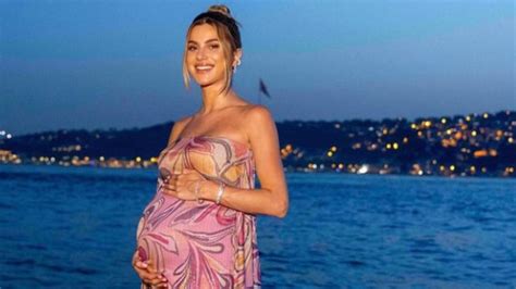 Nazlı Sabancı doğurdu Odasından ilk kareler geldi
