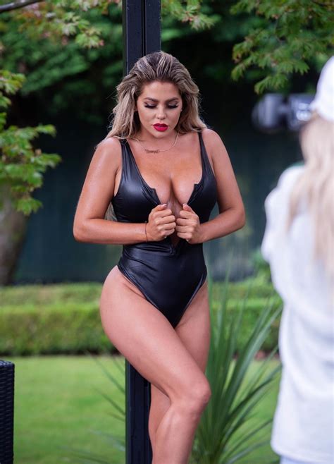 Bianca Gascoigne Sexy Shooting In Turkey And Spain 16 Photos The