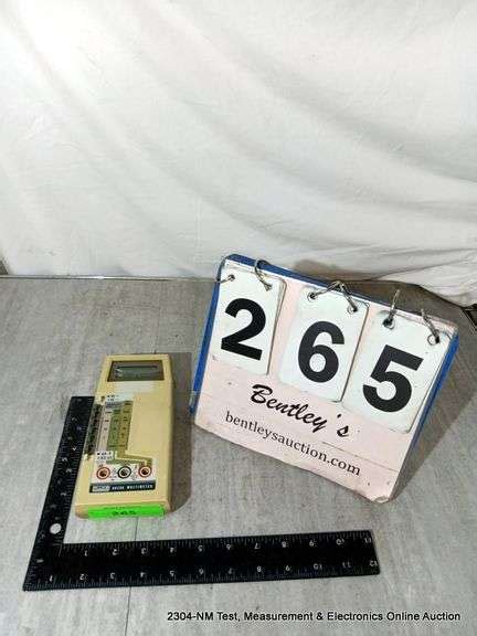 Fluke 8020a Multimeter Bentley And Associates Llc