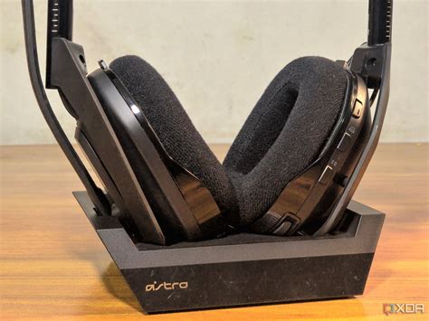 Astro A Gen Review The Expensive King Of Wireless Gaming Headsets